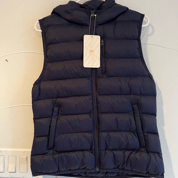 Fabletics | Jackets & Coats | Fabletics Quest Packable Quilted Navy ...